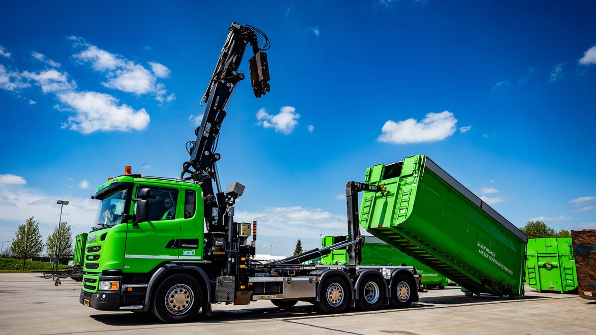 5 Reasons Waste Operators Choose MULTILIFT Hooklifts | Hiab news and ...